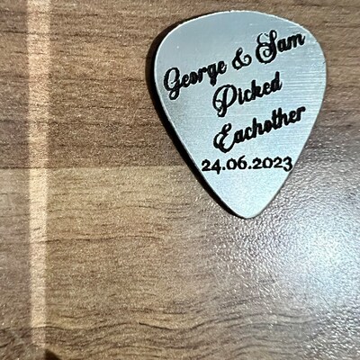 PERSONALISED GUITAR PLECTRUM Acrylic Music Themed Wedding Table ...