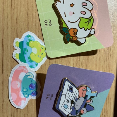 A Tiny Wizard Mouse Enamel Pin - Etsy