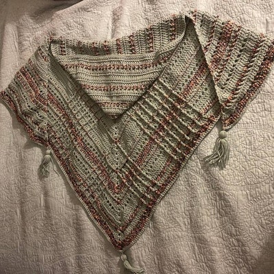 Nova Hooded Triangle Shawl Crochet Pattern, PDF Crochet Winter Hooded ...