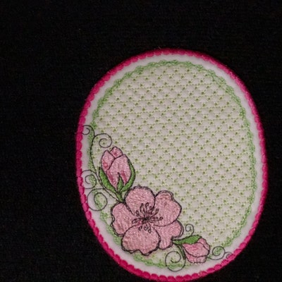 QUILT BLOCK EMBROIDERY Background 3 background Only Fits a 5x5, 6x6 ...