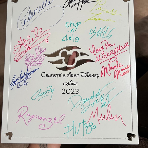 Disney Autograph Sign. Disney Character Signature. Disneyland. Disney ...