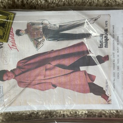 2002 Vintage VOGUE Sewing Pattern Bust: 34 36 38 SKIRT & TOP 2215 by ...