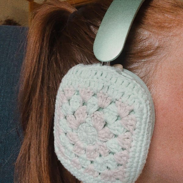 Checkboard Granny Square Airpods Max Headphone Covers | Crochet Airpods ...