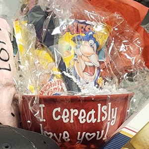 Bunny Shaped Candy Dispenser, Mini Easter Gumball Machine, Easter ...