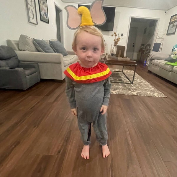 Flying Elephant Costume Idea for Halloween Dumbo Collar and Hat Dumbo ...