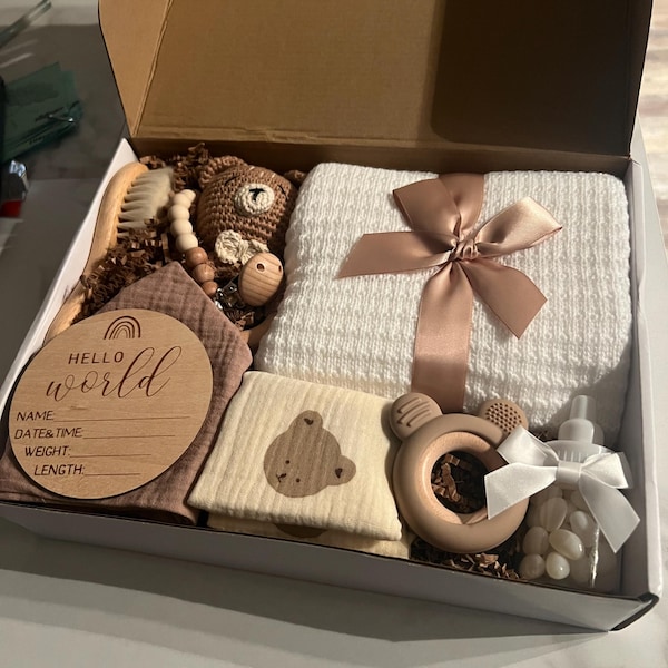 Expecting Mom Gift Box, New Mom Pregnancy Care Package, Future Mom Gift ...