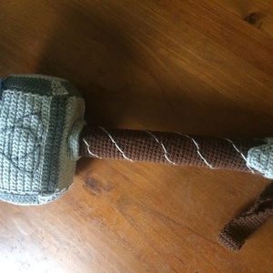 PATTERN: Crochet Hammer of Thor PDF File, Amigurumi Tutorial Hammer ...