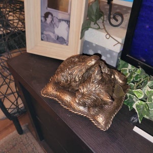 Black Lab Memorial Urn - Etsy