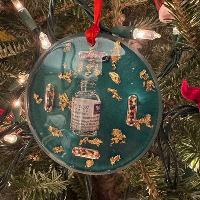 3d Glitter Spilling Botox Vial Pearl Pink Christmas Ornament. Injector ...