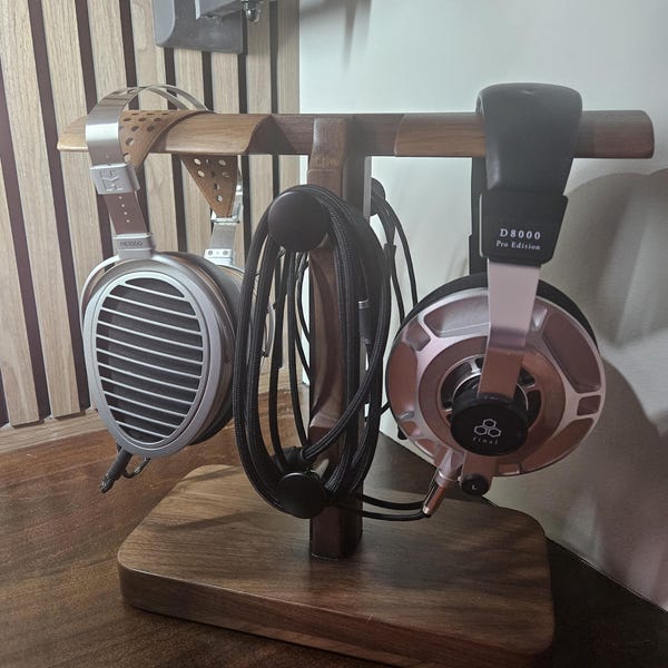 An Exclusive Stand for Headphones "gambit 05A - Exclusive". Wood ...