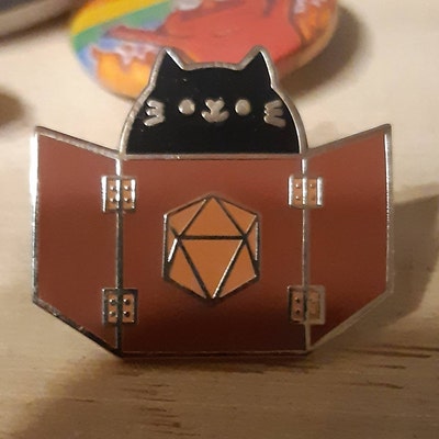 Dungeon Meowster Cat Meow D&D Dungeons and Dragons Badge Enamel Pin ...