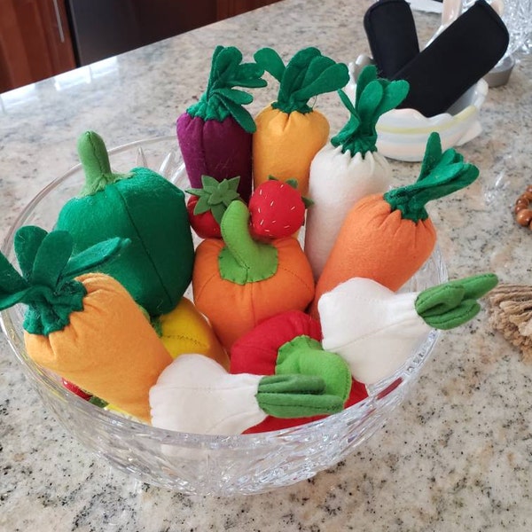 Raspberry Play Food crochet Berries, Fruit, Pretend Play Kids Kitchen ...