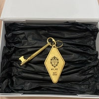 Personalized Gatsby 1920s Wedding Keychain // Save the Date ...