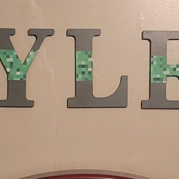 Pixelated Green Pattern Vinyl, Outdoor Permanent Adhesive Vinyl, 12"x12 ...