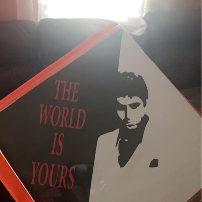 Grad Cap Topper the World is Yours Scarface , Graduation Cap ...