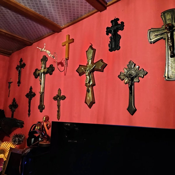 The Original Bunjesus Bungee Jumping Jesus - Etsy