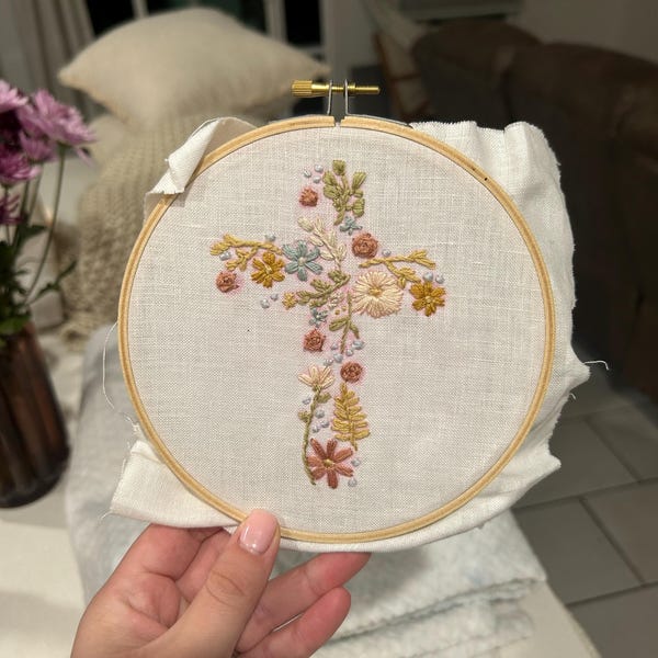 Hand Embroidery Pattern Floral Cross Christian Theme Wall Decor ...