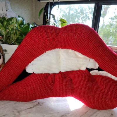 Sexy Crochet Lips, PDF PATTERN ONLY, Halloween Decor, Biting Lips ...
