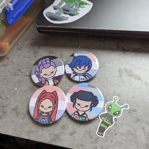 Call of Duty Chibi Badges - Simon Ghost Riley, Johnny Soap Mctavish ...