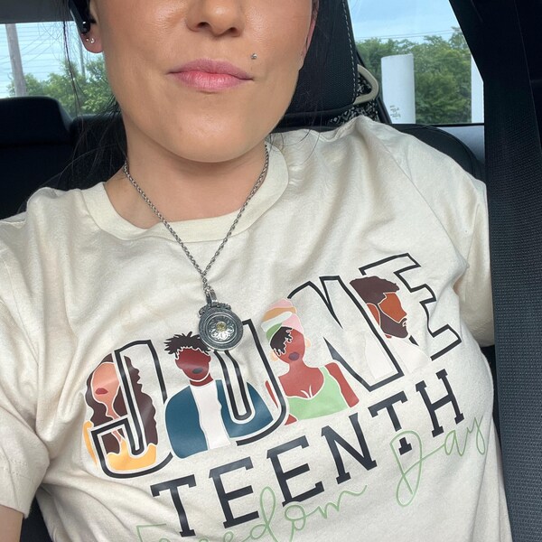 Champagne Veuve Rose Shirt, Champagne Tennis Club Tee,champagne Veuve ...