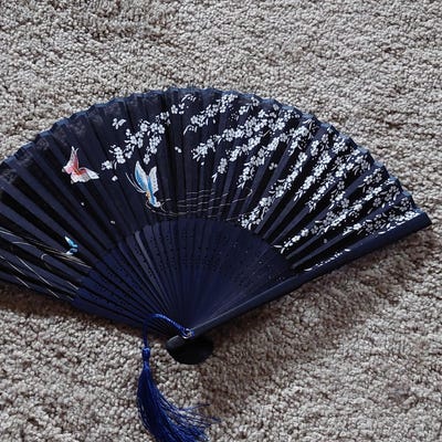 HIGH QUALITY RARE Wooden Rose Patterns Engraved Hand Fan With a Gift ...