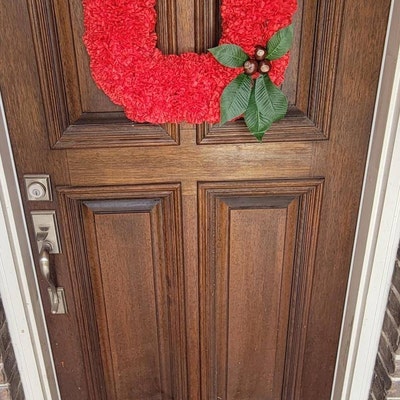 THE Official OSU Block O Wreath With Over 100 Red Silk Carnations, Real ...