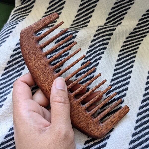 Handmade Redwood Wide Tooth Comb: Natural Wood Hair Comb - Etsy