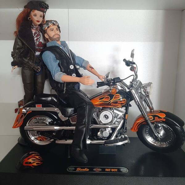 MIB NRFB Beautiful Barbie L.E. "marie Antoinette #53991" by Mattel W ...