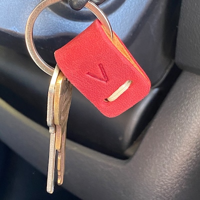 Tiny Personalized Leather Key Holders , Small Minimalist Key Ring , Key ...