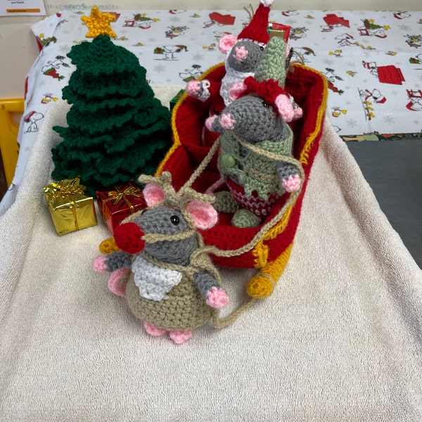Christmas Mice, Tree & Sleigh Crochet Pattern - Etsy
