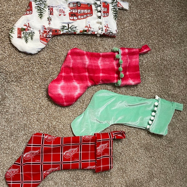 EASY Beginner Christmas Stocking Sewing Pattern and Tutorial DIY ...