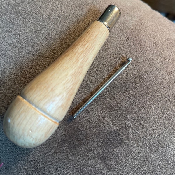 Wooden Rug Hook Tool for Primitive Rug Hooking and Rug Making - Free ...