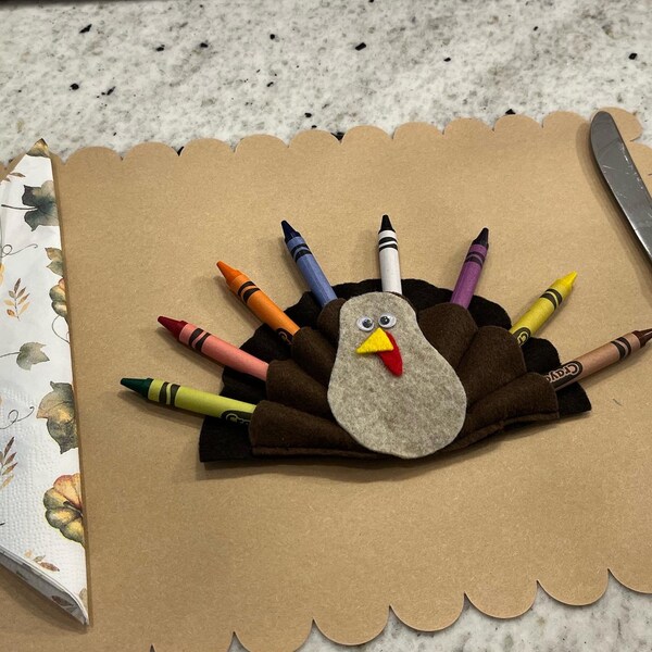 Thanksgiving Turkey WITH Crayons - Thanksgiving Decorations ...