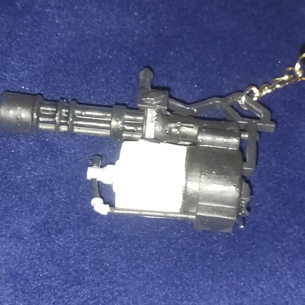 TF2 Medigun Keychain - Team Fortress 2 Resin Handpainted Charm - Etsy