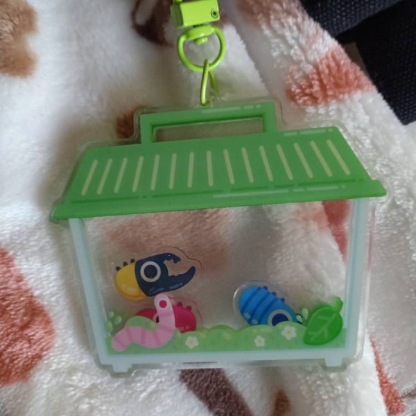 Bug Keeper 3.5 Inch Shaker Acrylic Charm Critter Keeper Keychain Nature ...