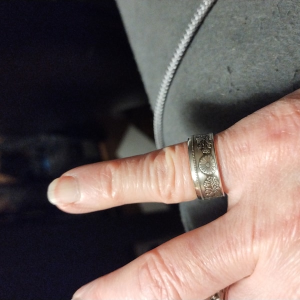 Bigfoot Sasquatch Coin Ring - Etsy