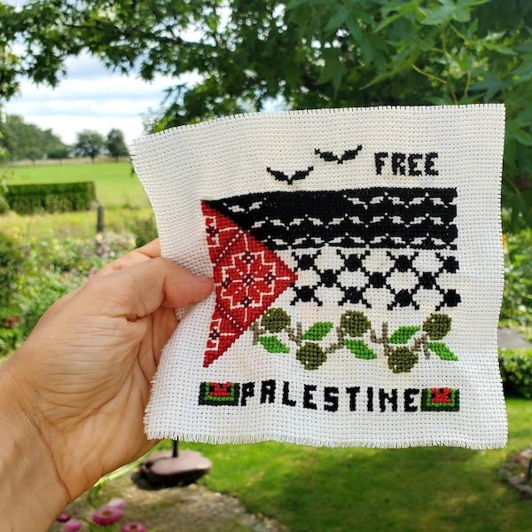Cross-stitch Pattern: Palestinian Flag for Gaza | Tatreez Pattern PDF ...