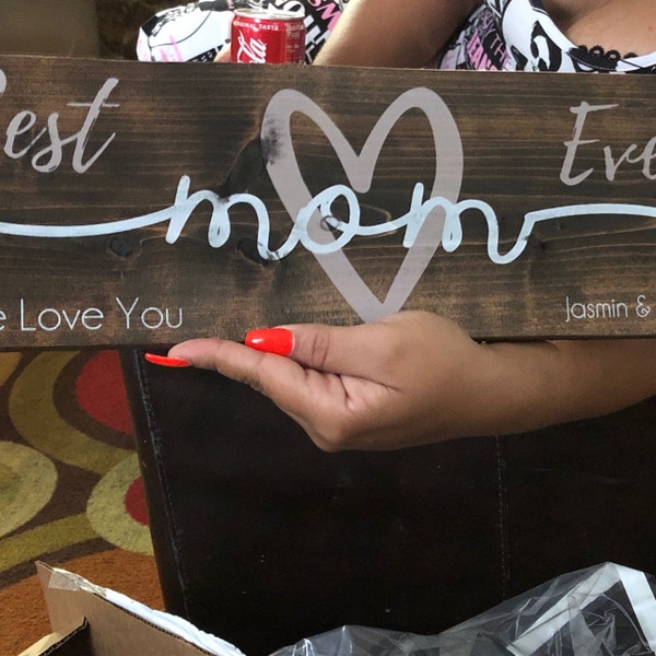 Mom We Love You Sign With Kids Names, Personalized Mom Sign, Mom Gift ...