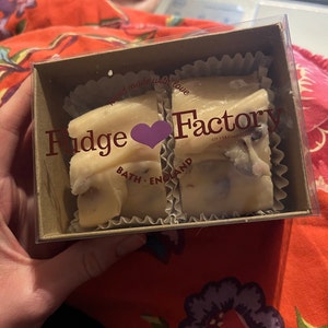 Ginger Fudge Box - Etsy UK