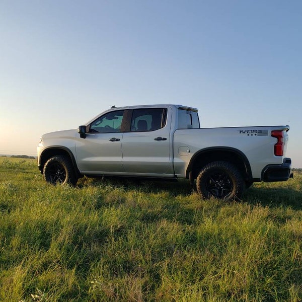 Chevy Silverado TRAIL BOSS American Flag Fender Badges Decals (set of 2 ...