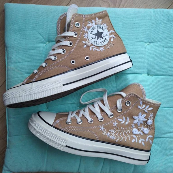 Converse Custom Floral Embroidery / Converse Custom Name / Gift for ...