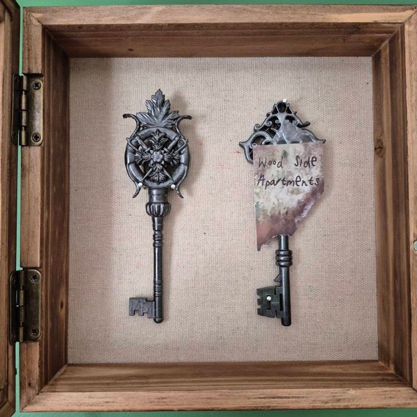 Resident Evil 4 - Water Scooter Key / Jet Ski Key! Ada Wong Gives Leon ...