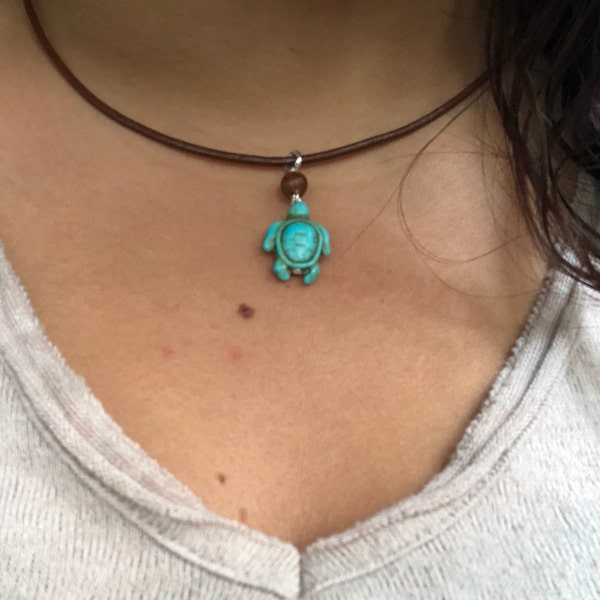 Turquoise Wood Turtle Necklace , Sea Turtle Jewellery , Boho Leather ...
