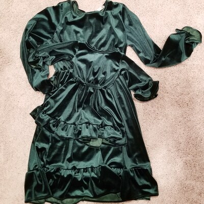 HUNTER Green JOLLY DRESSES mommy and Me Matching Outfits, Mommy and Me ...