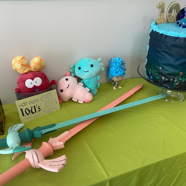 Sasha's Heron Swords - Printed Prop - Etsy