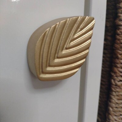 Leaf Shaped Concrete Drawer Knob/pull Painted. - Etsy