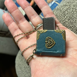 Mini Book Keychain, Tiny Book, Leather Journal, Leather Keychain - Etsy