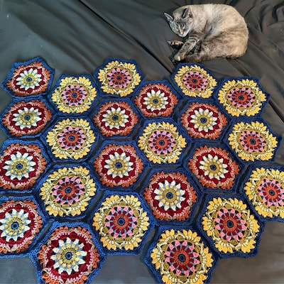 Magic Circles Scarf Pattern by Jane Crowfoot - Etsy