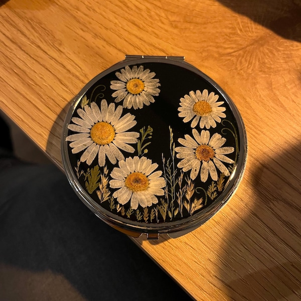 Grinder, Flower Cute Grinder, Pink Grinder, Cool Grinder, Herb Grinder ...