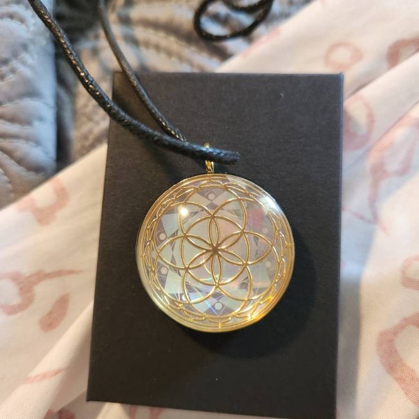 Golden Fire Sri Yantra Mandala Orgone Vortex Tesla Orgonite Pendant EMF ...